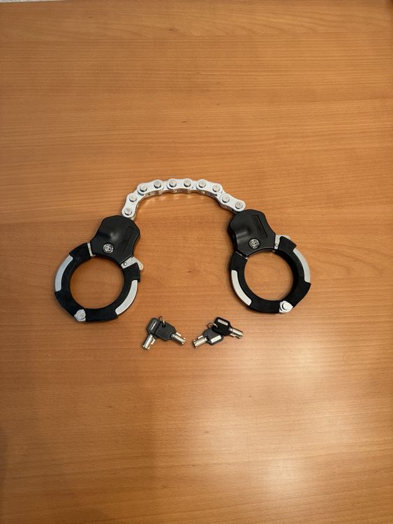 Master Lock Street Cuff 8290 ( 7.60 cm ) | Kaufen auf Ricardo