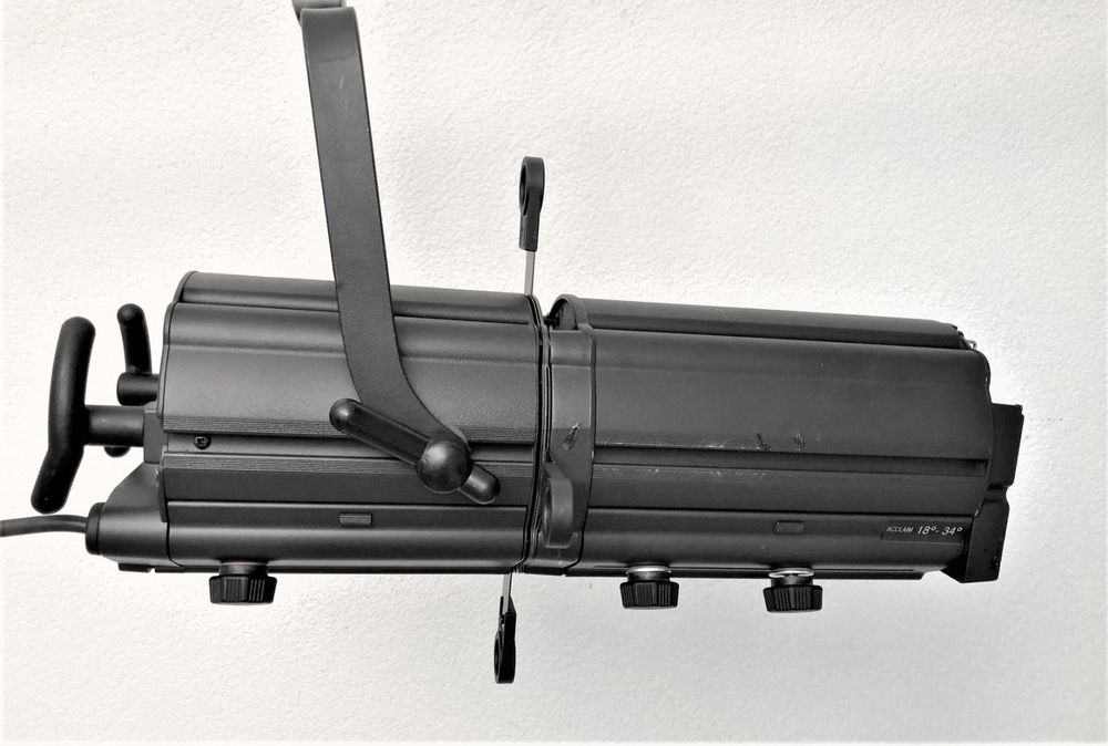 Theater Scheinwerfer, Selecon Acclaim Zoomspot, 650W Halogen (Gebraucht) in Arlesheim für CHF 90 ...