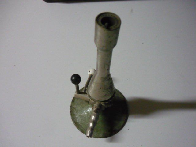 Bunsenbrenner Brenner Laborgerät Chemie Labor (Defekt) in für CHF 1 ...