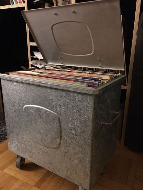 Container mini V Zug (Gebraucht) in Adligenswil für CHF 72 – mit ...