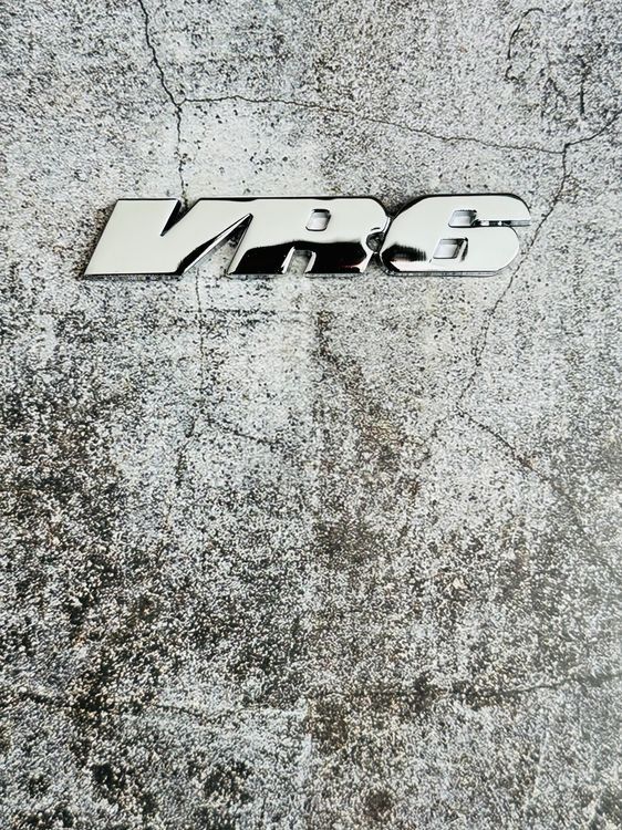 VW VR6 Emblem Schriftzug Logo aus Metall NEU Chrom (Neu und ...