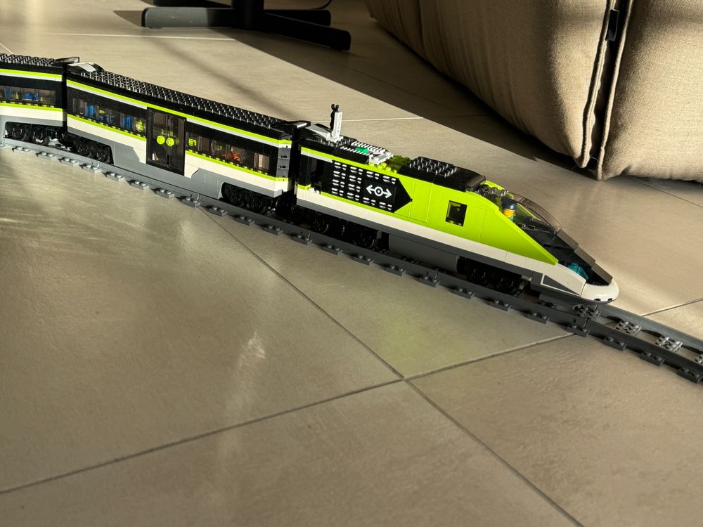 LEGO City 60337 Zug/ Personenzug - fast komplett (Gebraucht) in Vernier ...