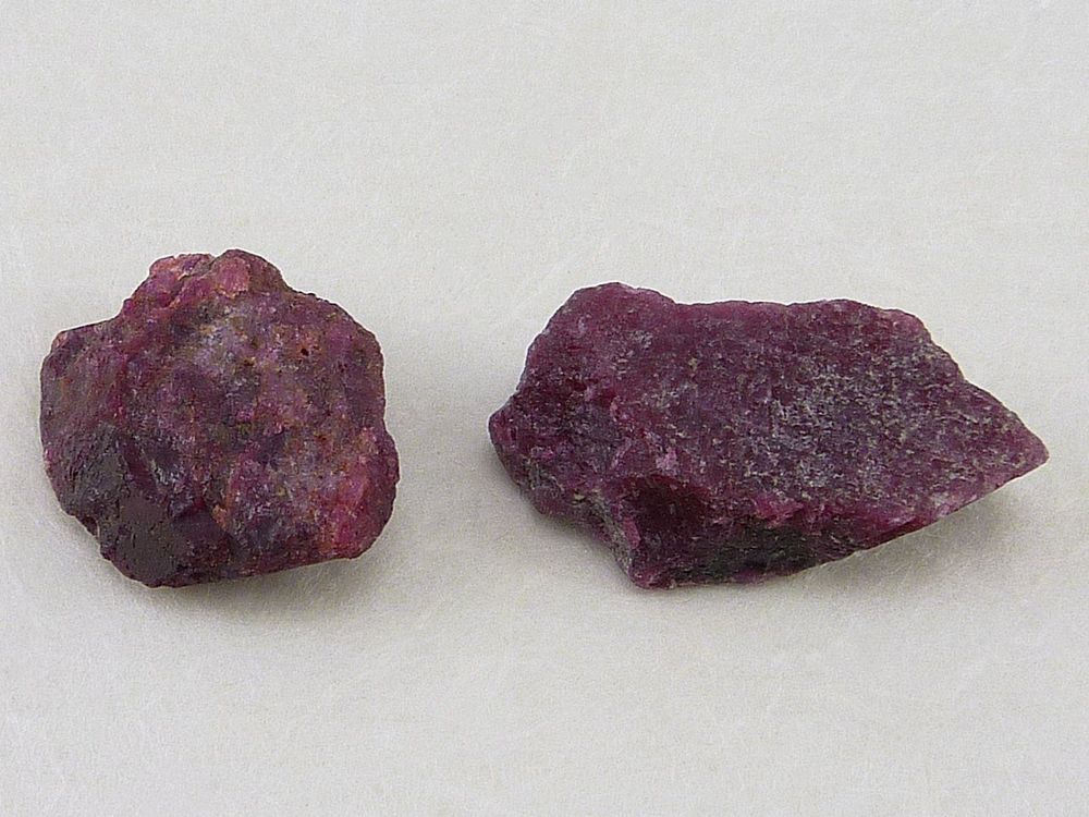 Rubin roh 2Stk. (Neu (gemäss Beschreibung)) in Meilen für CHF 17 – mit ...