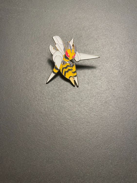 Mega Beedrill-EX Premium Collection Collector's Pin (Gebraucht) in ...