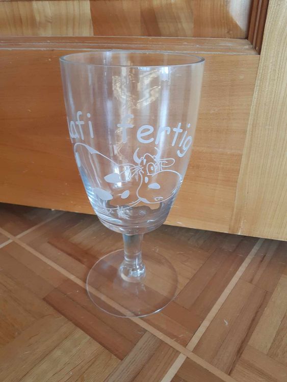 Kafi fertig Glas gross (Gebraucht) in Studen SZ für CHF 5 – nur ...