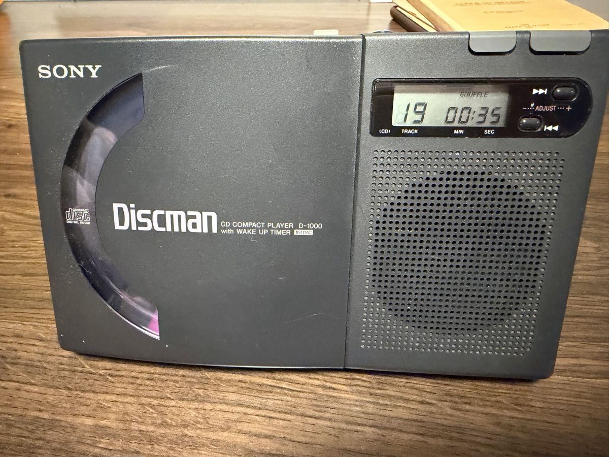 Vintage Sony Discman alarm clock D-1000 CD Player (Gebraucht) in BADEN ...