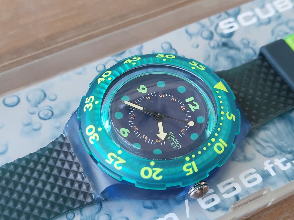 SWATCH SCUBA SDN100 BLUE MOON NEU (Neu und originalverpackt) in Lommiswil für CHF 30 – mit ...