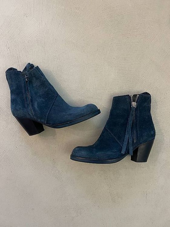 Acne Pistol Boots, blau, EUR 37 (Gebraucht) in Zürich für CHF 99 – nur ...