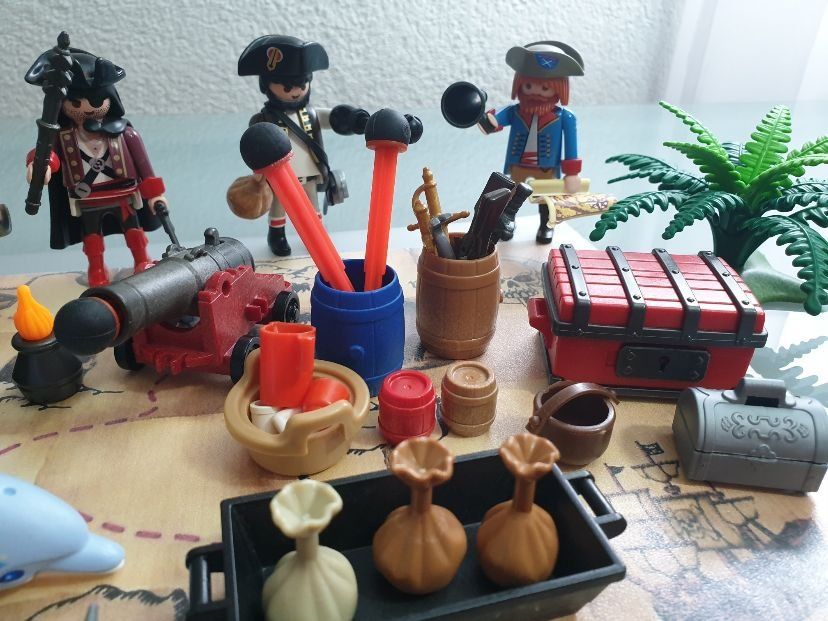 PLAYMOBIL 5 Piraten, Pferd, Schatz, Delfin, Kanone, usw. (Gebraucht) in ...
