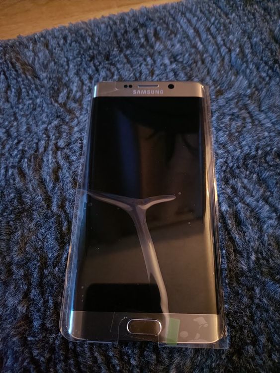 Écran LCD Samsung s7edge (Neu und originalverpackt) in Réchy für CHF 50 – mit Lieferung auf ...