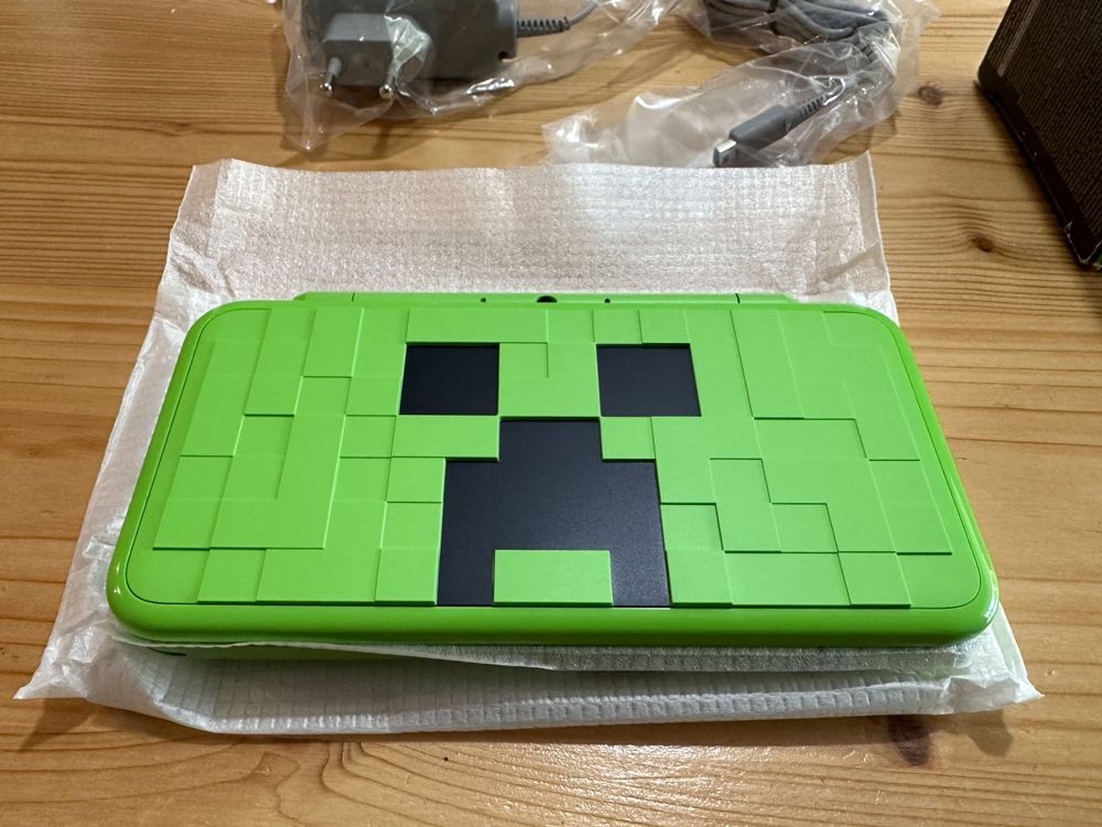 New Nintendo 2DS XL Minecraft Creeper Limited Edition/ Neu!! | Kaufen ...
