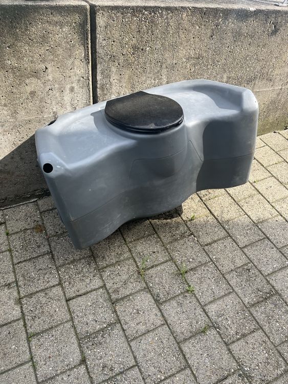 Toitoi / Bau WC / Tank / Toilette (Gebraucht) in rothenburg für CHF 20 ...