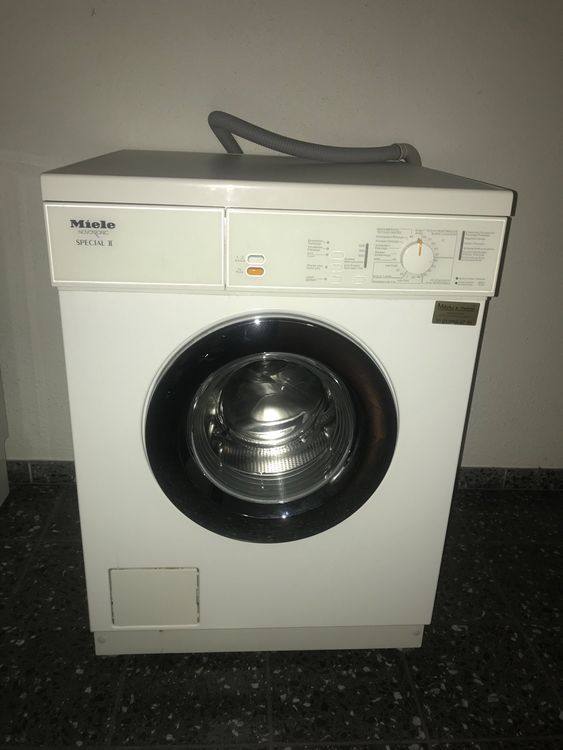 Miele Waschmaschine - alt aber funktional (Gebraucht) in Gockhausen für CHF 10 – nur Abholung ...