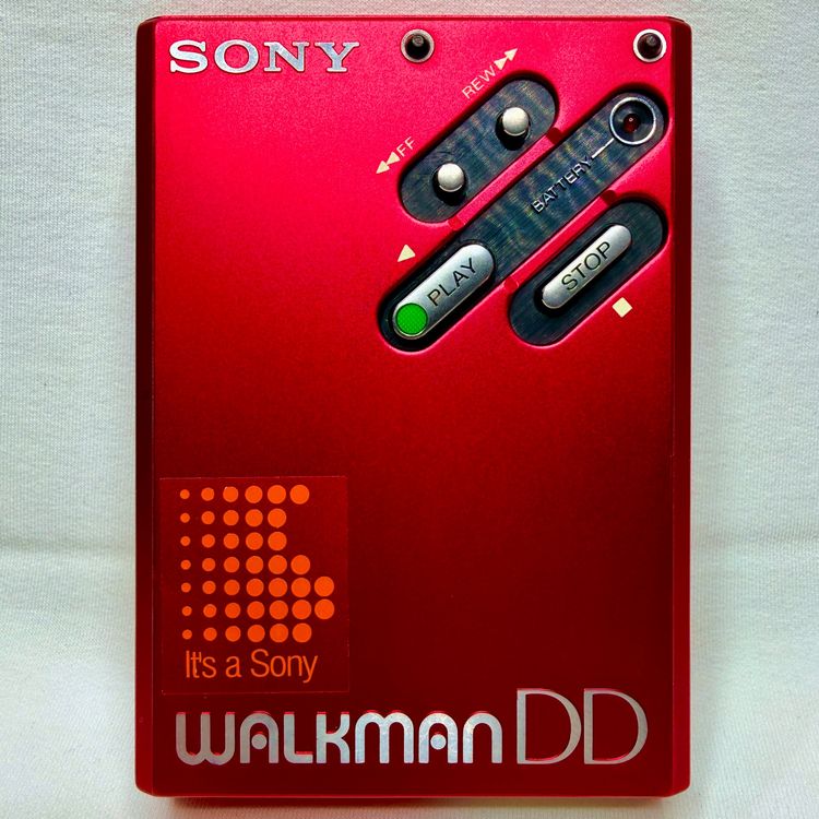 Sony Walkman WM-DD rot #288 (Gebraucht) in Vorderthal für CHF 970 – mit ...