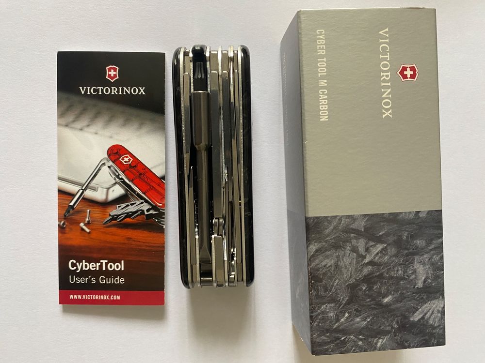 VICTORINOX CYBER TOOL CARBON 2018 LE (Neu und originalverpackt) in Arth ...