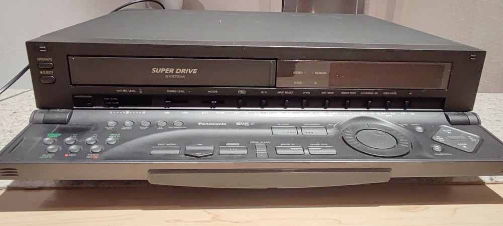 Super VHS-Videorecorder NV-HS1000 von PANASONIC | Kaufen auf Ricardo