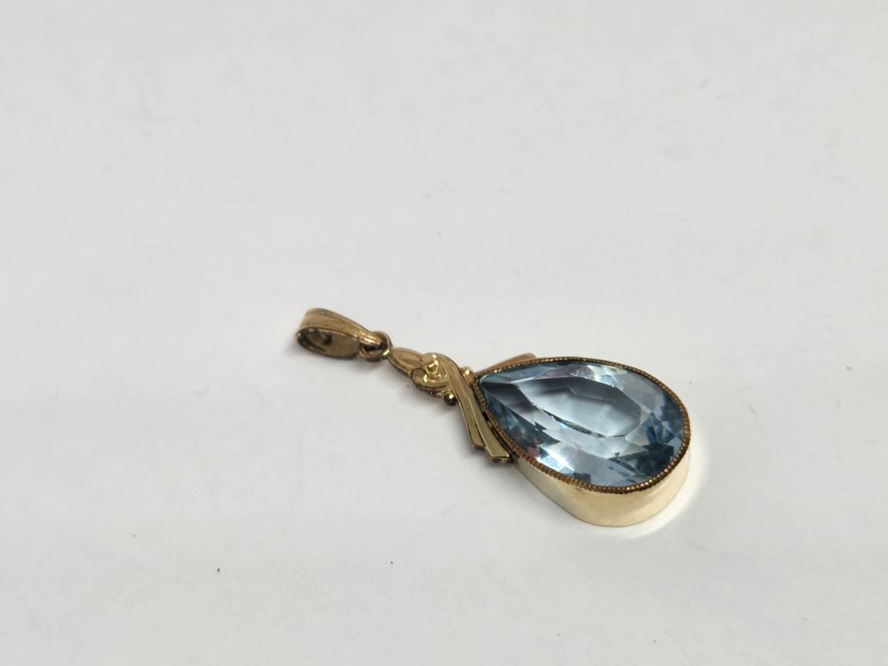 AM Gold Anhänger mit Aquamarin immitat Edelstein Tropfen For (Gebraucht ...