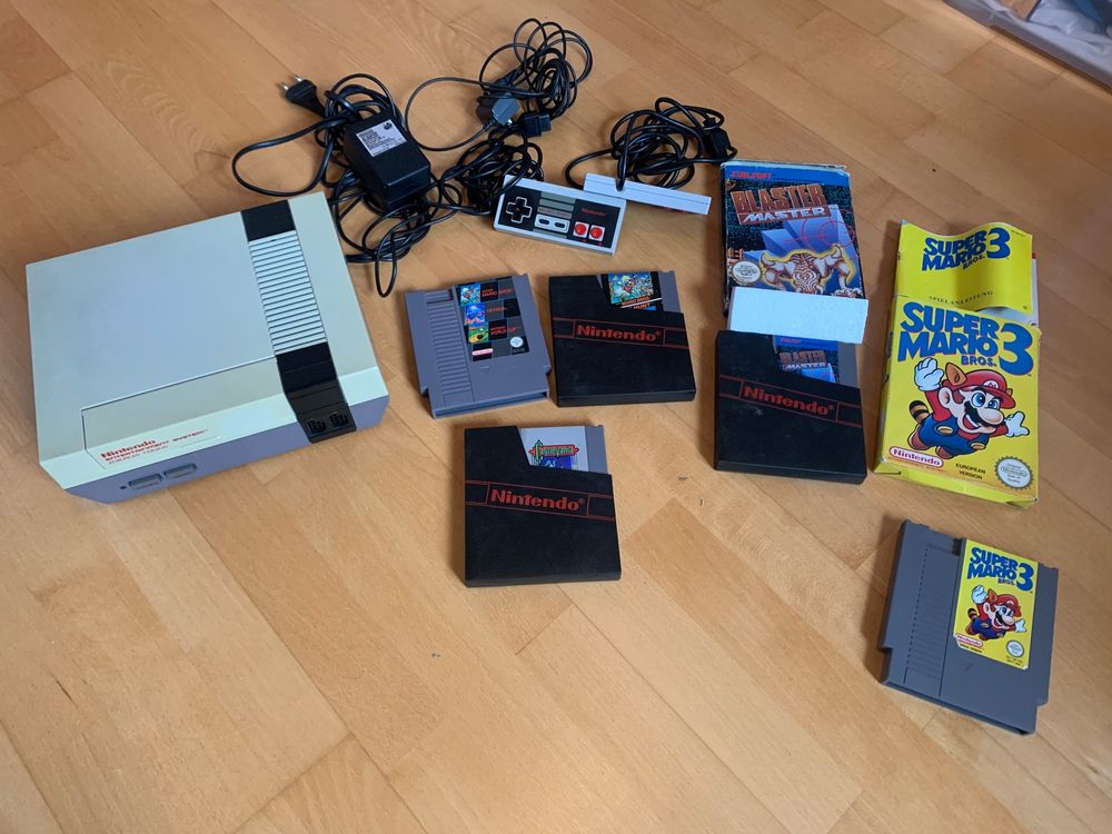 Nintendo NES 5 spiele Castelvania, Blaster Master, (Gebraucht) in ...