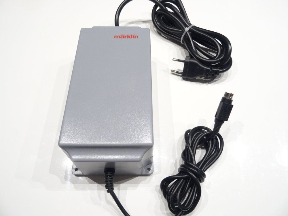 Märklin 60101 Schaltnetzteil 100 VA/230V (Neu und originalverpackt) in ...