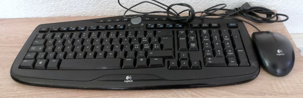 Clavier et souris Logitech USB d'occasion (Gebraucht) in für CHF 1 ...