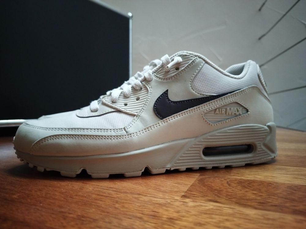 Nike Air Max 90 Essential (Neu (gemäss Beschreibung)) in Reutigen für ...