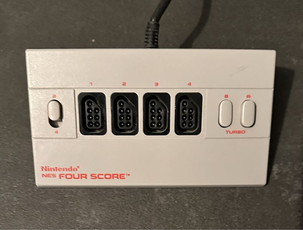 Nintendo NES Four Score Adapter (Gebraucht) in Kestenholz für CHF 19 ...