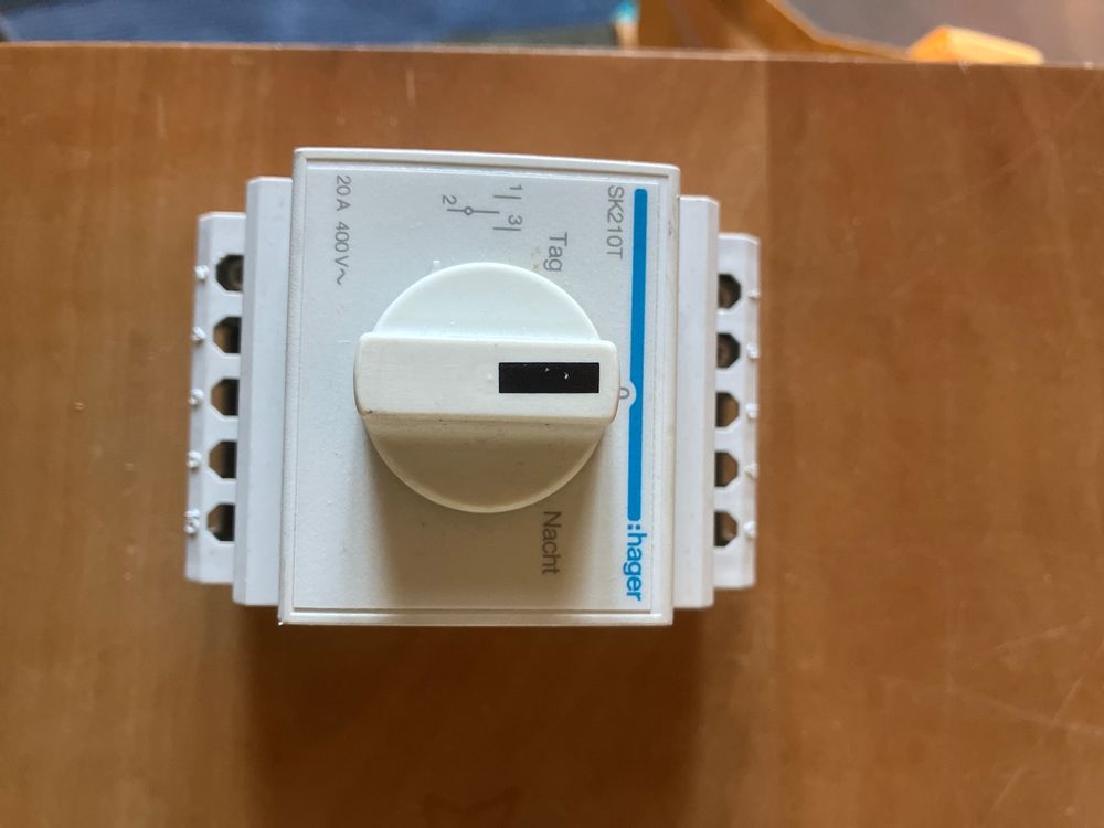 Hager SK210T Tag-0-Nacht | Kaufen auf Ricardo