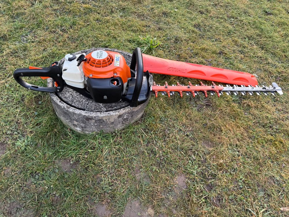 Profi Heckenschere STIHL HS 82 R, Schnnitlänge 65cm, (Gebraucht) in Hinwil für CHF 399 – mit ...