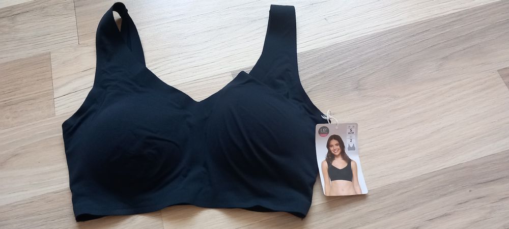 Neue BH Gr. S 36/38 (Neu und originalverpackt) in Balsthal für CHF 8 ...