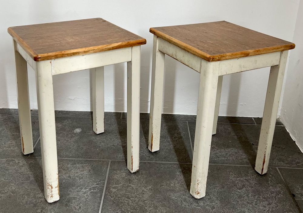 2 Stück 50/60 Jahre Hocker Taburett (Gebraucht) in Reigoldswil für CHF 70 – mit Lieferung auf ...