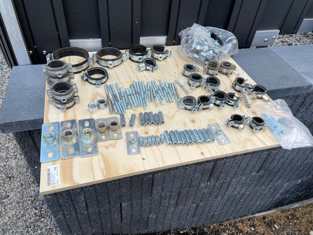 Geberit Nussbaum Rohrschelle Dim. 22 mm- 110 mm kein Rapid (Neu und originalverpackt) in Schötz ...