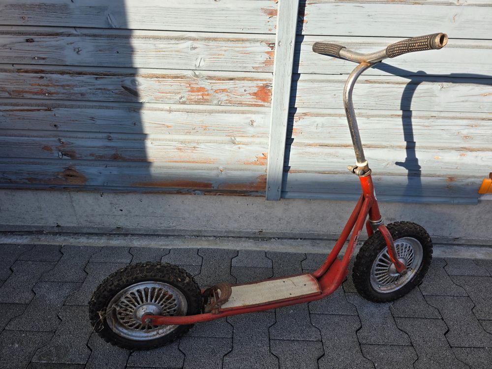 Vintage robustes Trottinett Gummi Luft Reifen Kickboard (Gebraucht) in ...