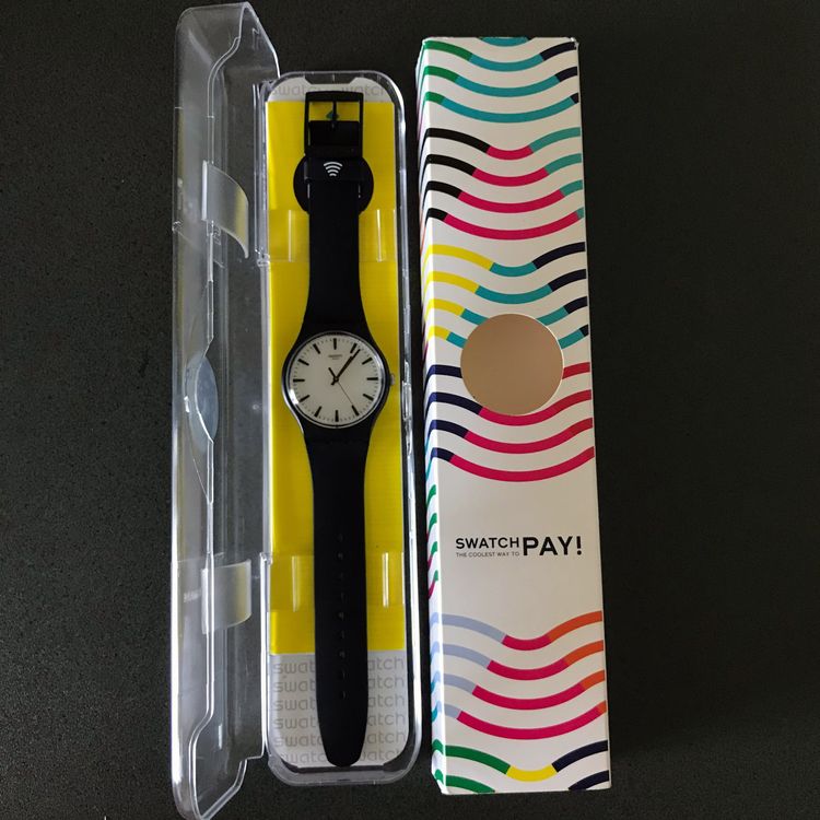 Swatch PAY-Uhr - BLACKBACK PAY! (Gebraucht) in Zürich für CHF 59 – mit ...