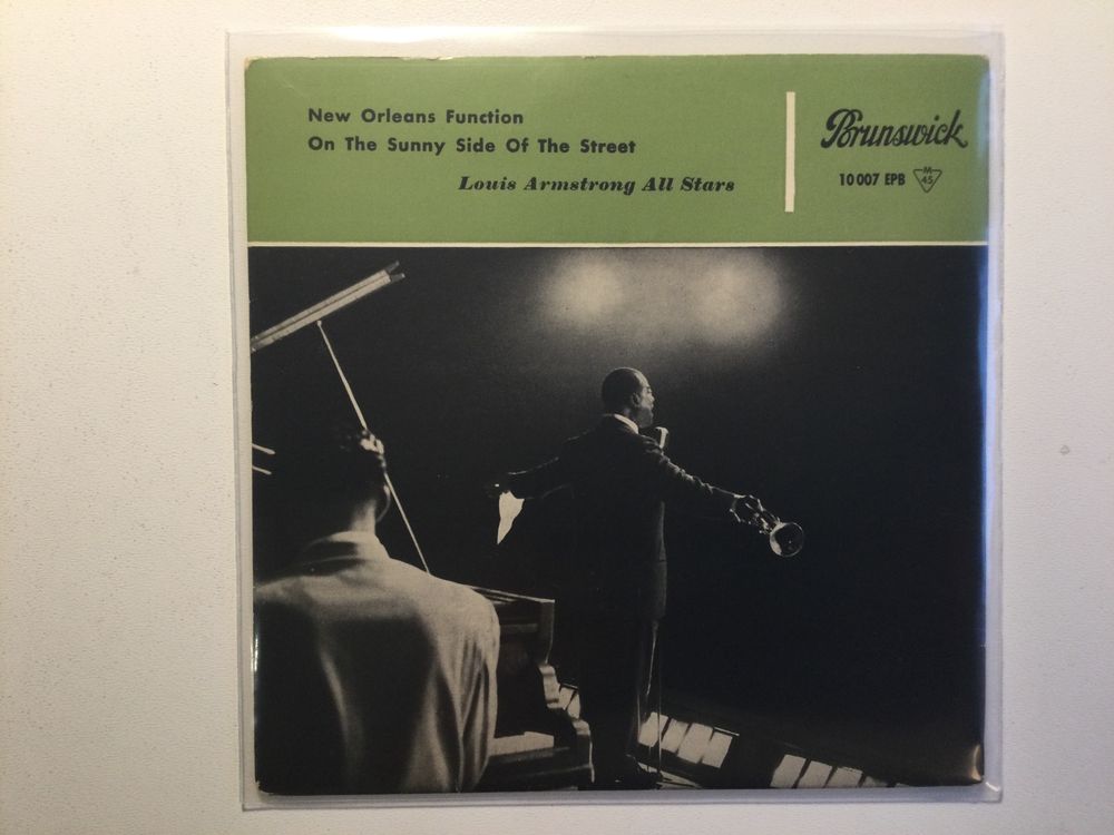 Louis Armstrong Single - New Orleans Function/On The Sunny…. (Gebraucht ...