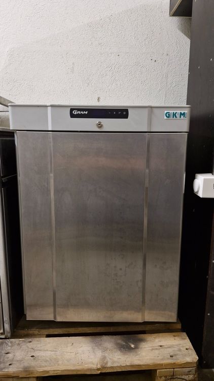 Gram Tiefkühlschrank Unterbau | Kaufen auf Ricardo