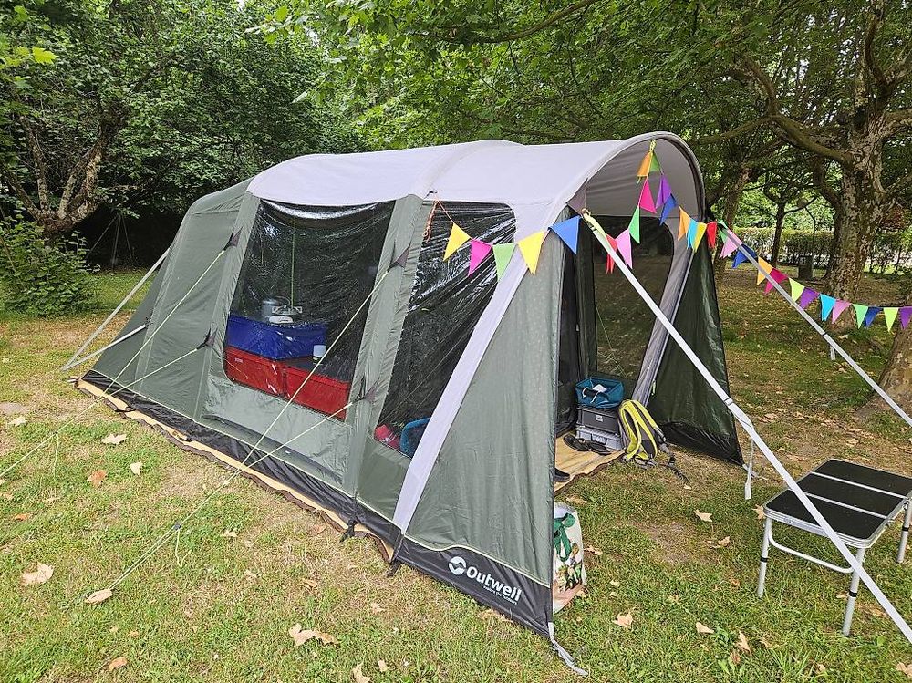 Kleines Zelt Mit Stehhohe