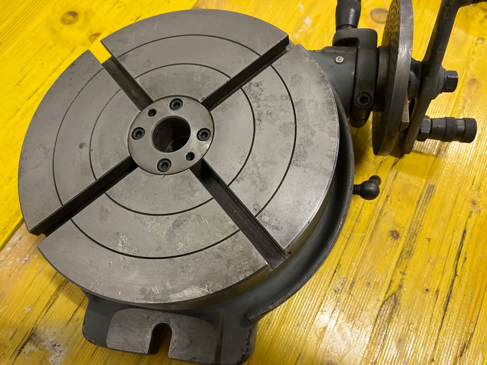 Rundtisch mit Teilapparat d250mm (Gebraucht) in Unterterzen für CHF 280 – nur Abholung auf ...