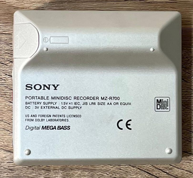 Sony Mini Disc Walkman MZ-R700 mit 1 MD CD‘s | Kaufen auf Ricardo
