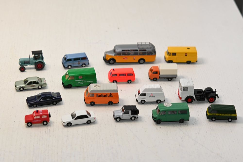Diverse Autos , Transporter + PTT Bus HO ohne OVP (Gebraucht) in Laupen ...