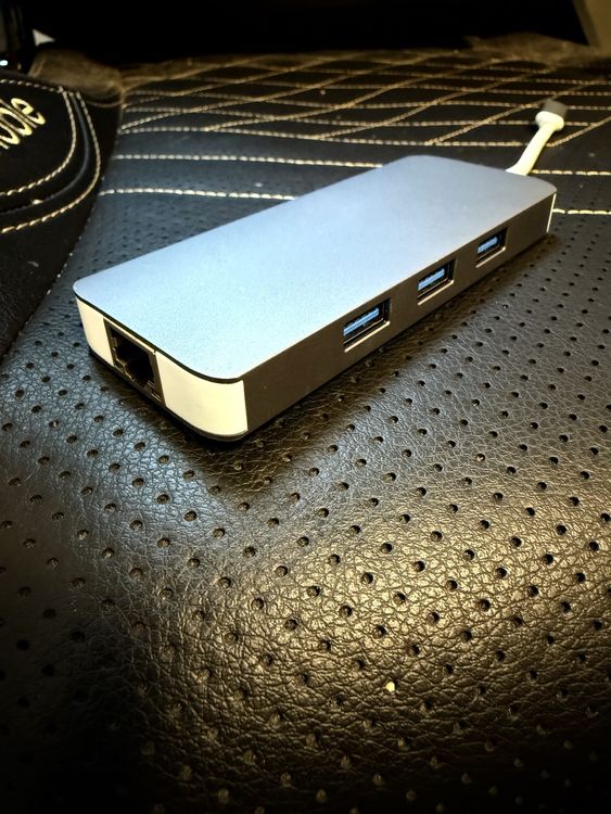 INTERTRONIC USB-C Multi Hub (Neu (gemäss Beschreibung)) in Interlaken ...