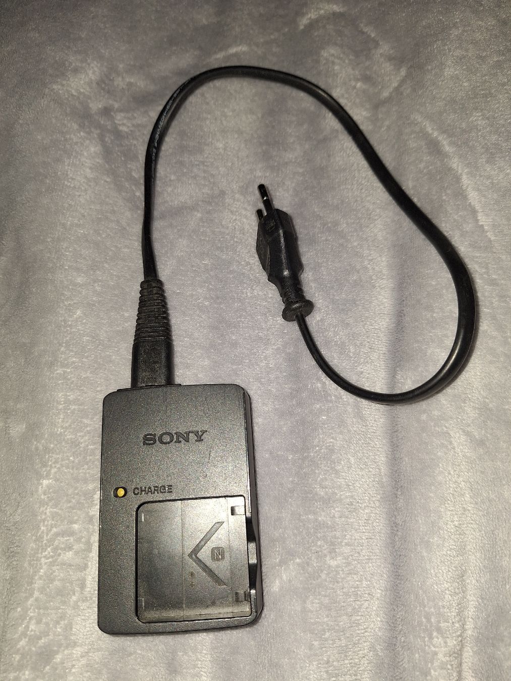 Chargeur Sony d'origine BC-CSNB (D'occasion) à Crans VD pour CHF 5.55 ...