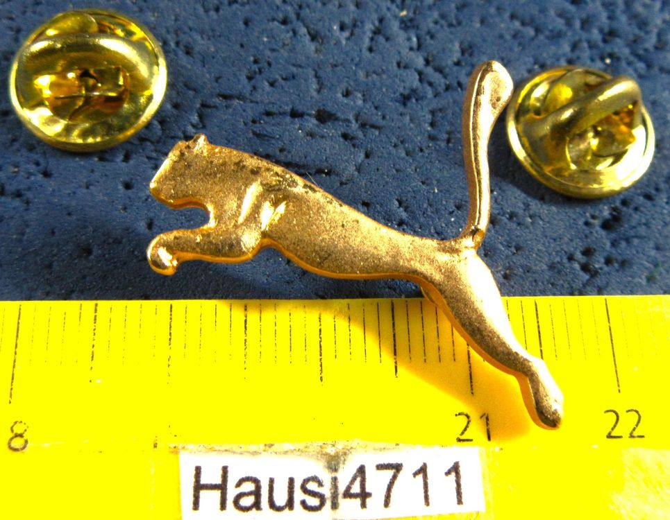 PUMA SPORT LOGO SCHMUCK-PIN 2NÄGEL 30x25mm EDEL CHIC | Kaufen auf Ricardo