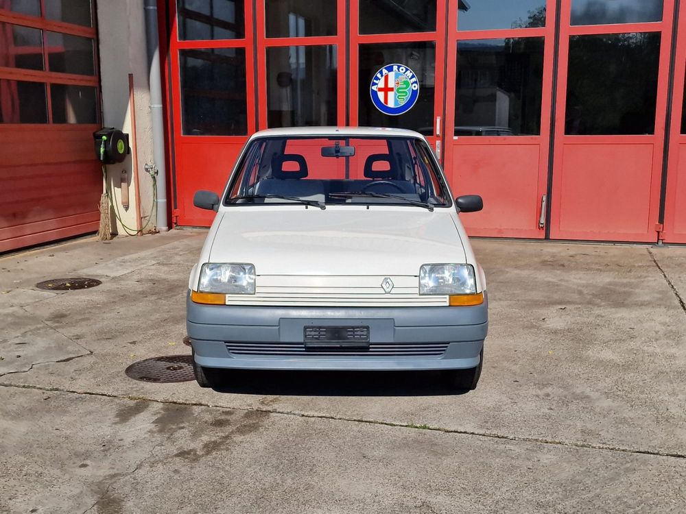 Renault R5 (Super 5) mit 69'000km ab 5.- CHF zu ersteigern. (Gebraucht) in Laufen für CHF 2925 ...