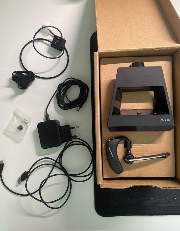 Headset Poly Plantronics Voyager 5200 Office Gebraucht In Amriswil
