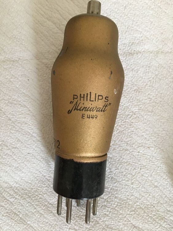 Röhren Lot 20-40er Jahre, über 70 Stück (Defekt) in Oftringen für CHF ...