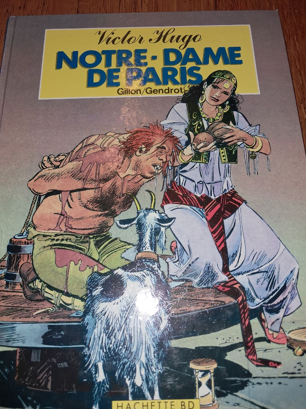 Bd Notre-Dame de Paris de Victor Hugo (D'occasion) à Le locle pour CHF ...