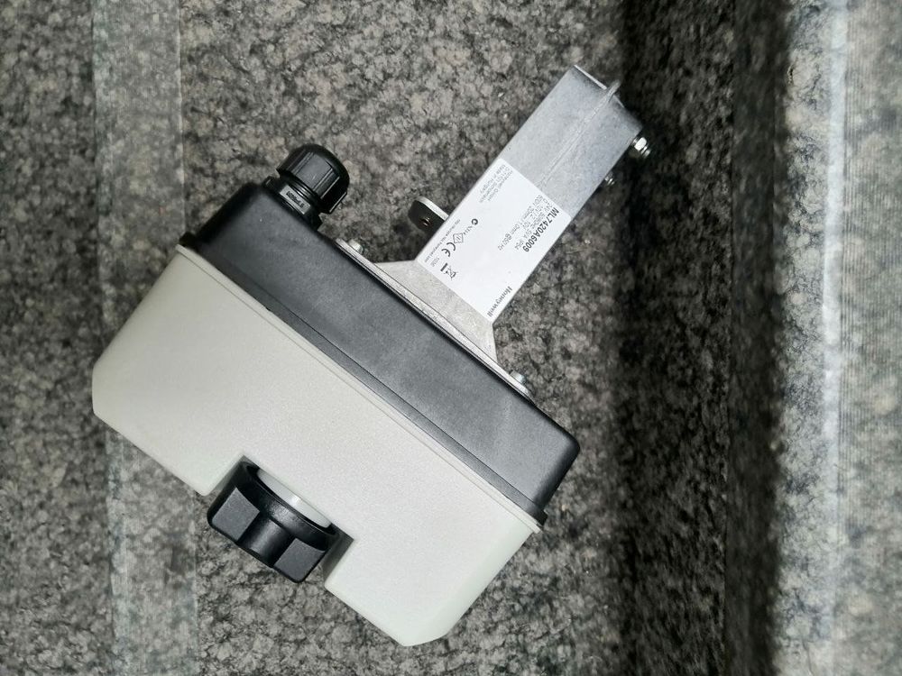 Honeywell ML7420 linearer Ventilantrieb (Gebraucht) in Bern für CHF 9 ...
