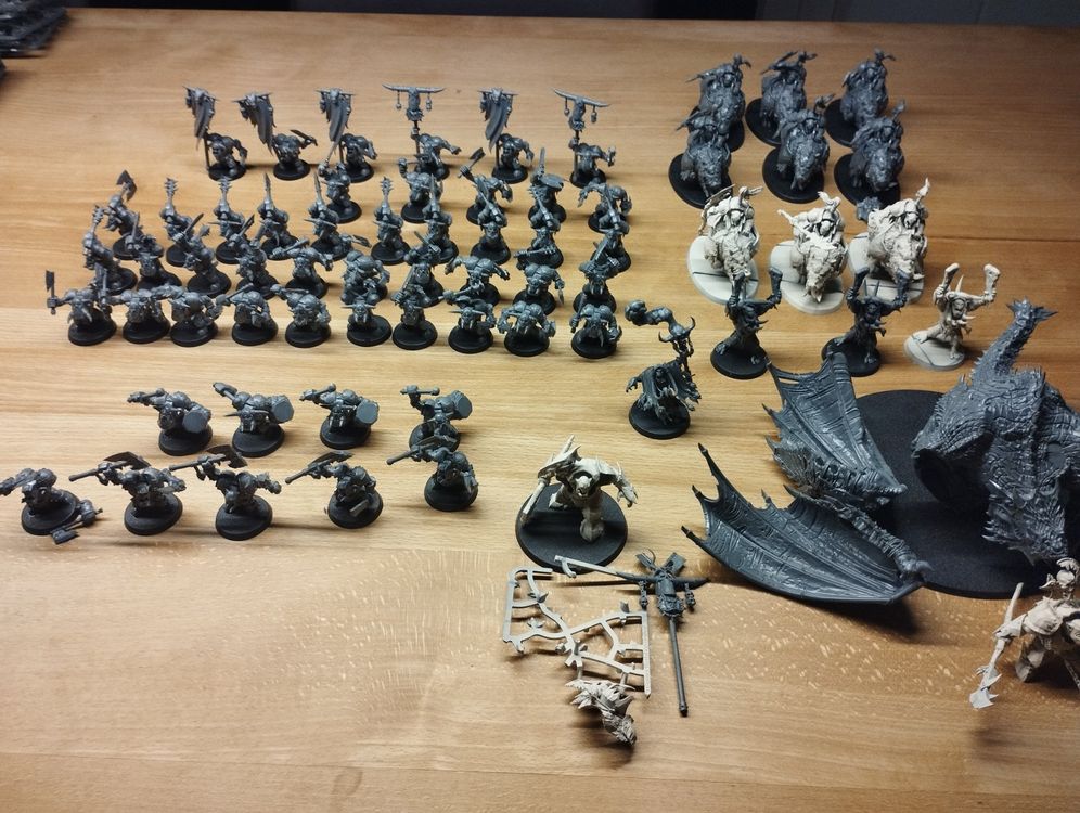 Warhammer Age of Sigmar grosse Ironjawz Armee (Gebraucht) in Thun für ...