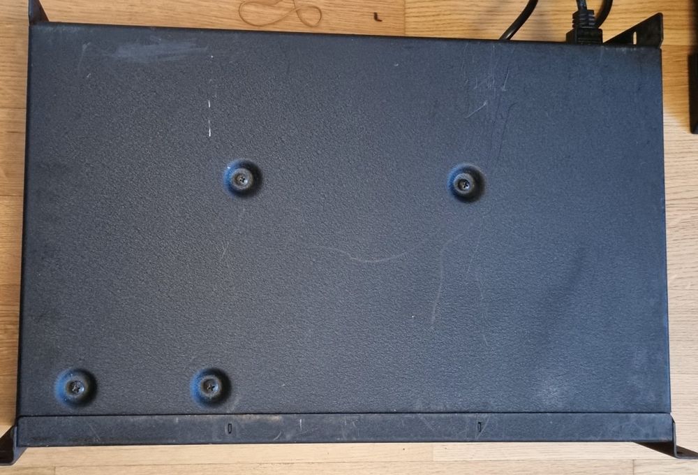 Crest AUDIO Vs900 Professional Power Amplifier (Gebraucht) in Genève ...