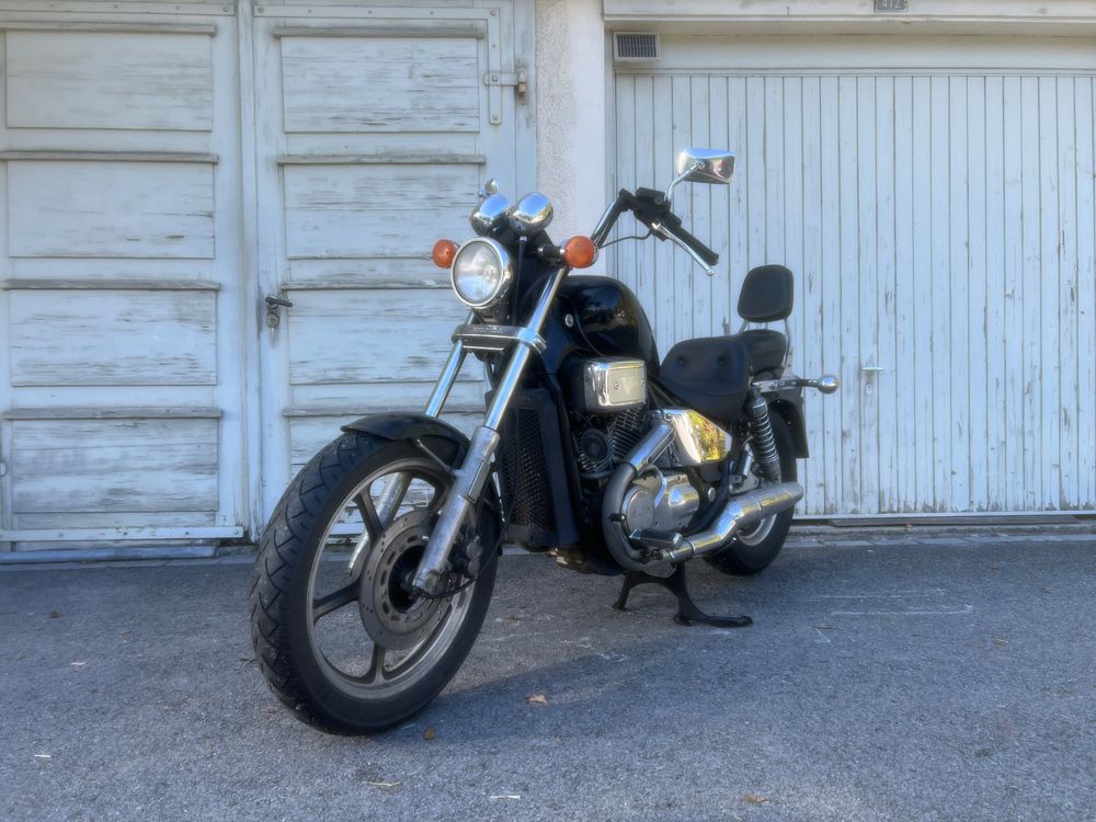 Honda VT 750 C Shadow Motorrad Strasse Chopper Harley (Gebraucht) in ...